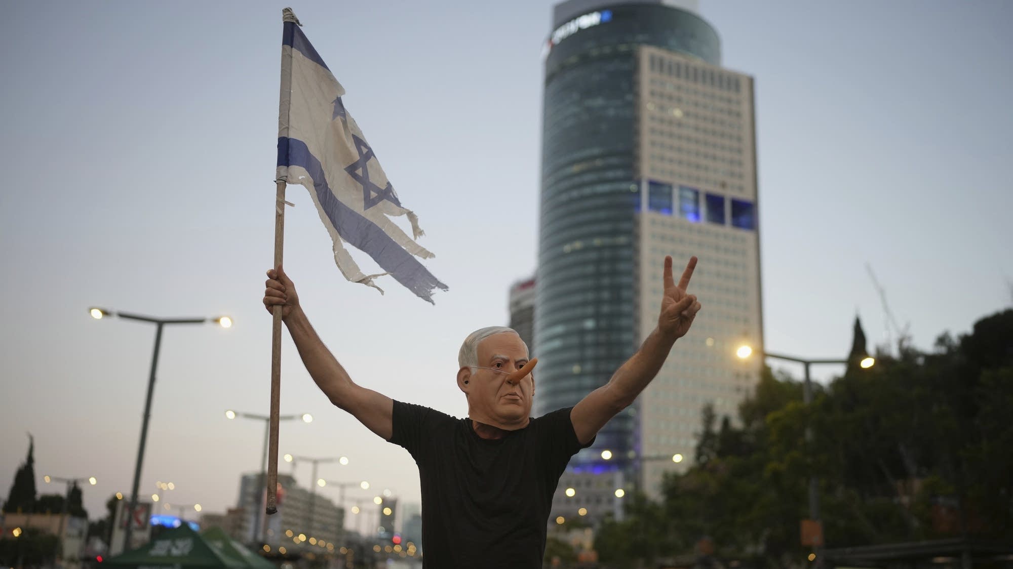 Israel will send ceasefire negotiating team to Qatar a day before Trump ...