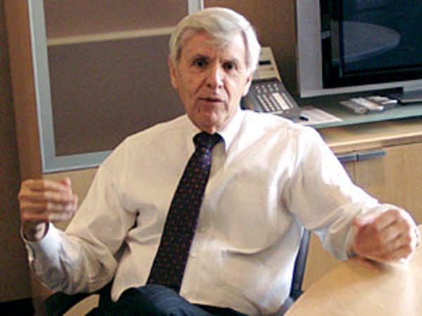 Bill Kling to leave MPR in June 2011 | Minnesota Public Radio News