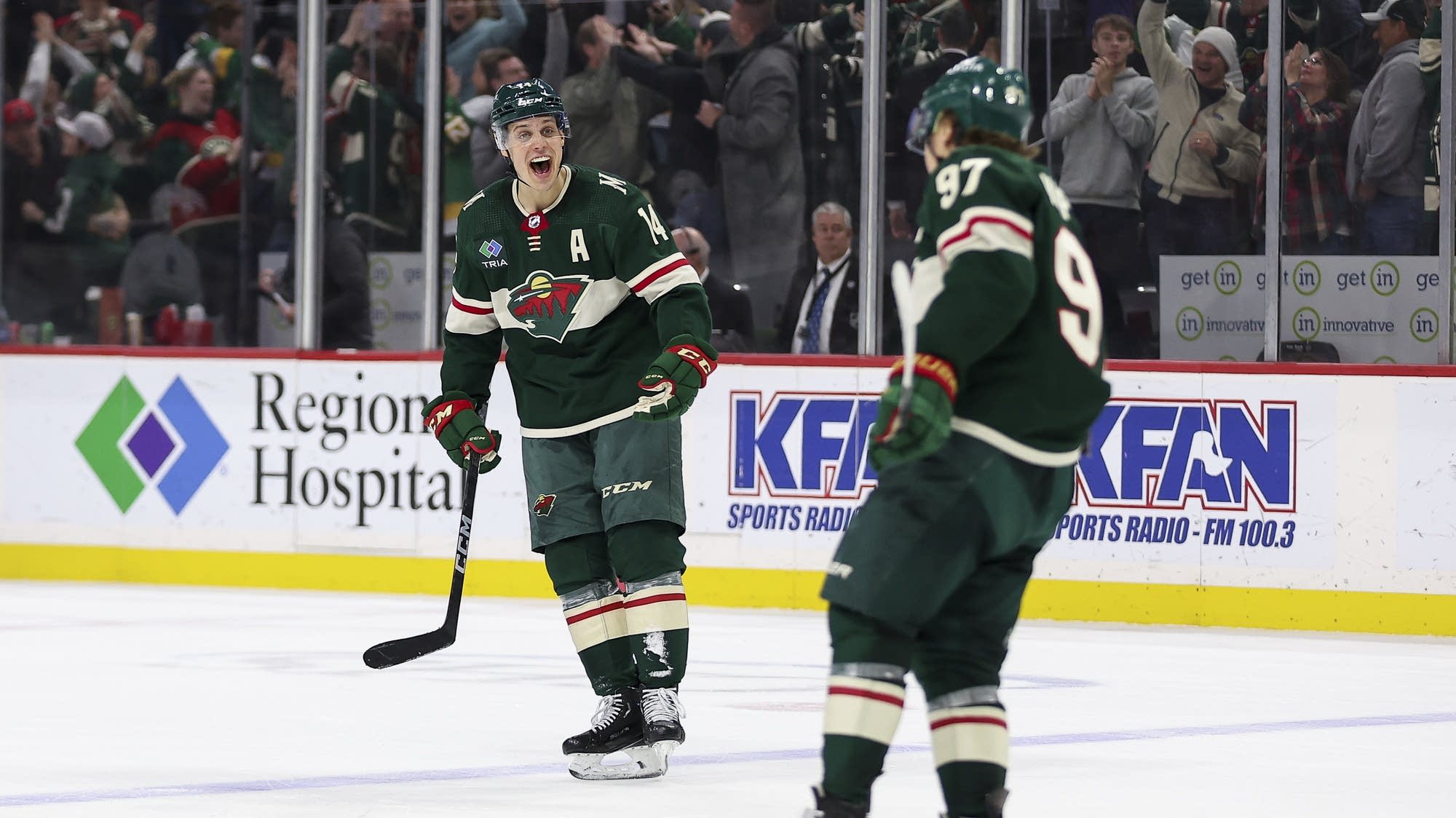 The Wild made their win over the Canucks a perfect 10, setting the team ...