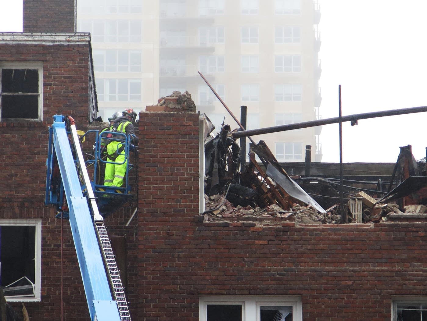 People displaced by Drake Hotel fire move to new, longer-term housing ...