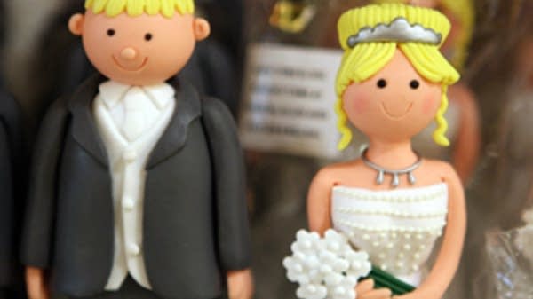 Four in 10 say marriage is becoming obsolete | MPR News