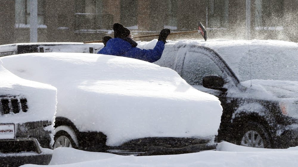 Messy roads, record snow: Minnesota digs out after wintry punch | MPR News