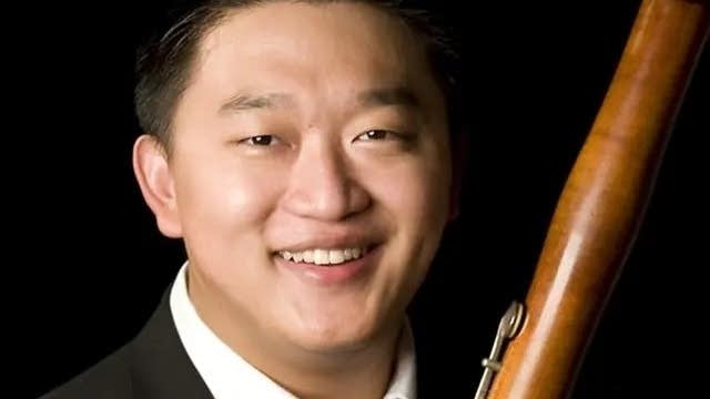 Fei Xie plays Mozart's Bassoon Concerto