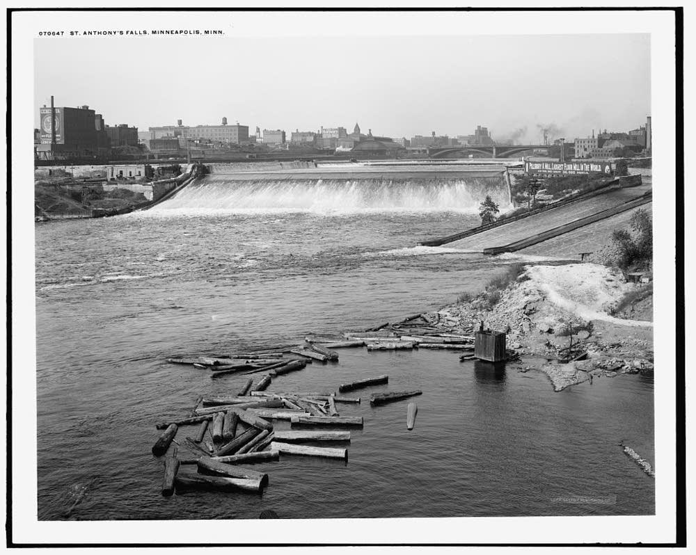 Photos: St. Anthony Falls and the changing Minneapolis riverfront ...