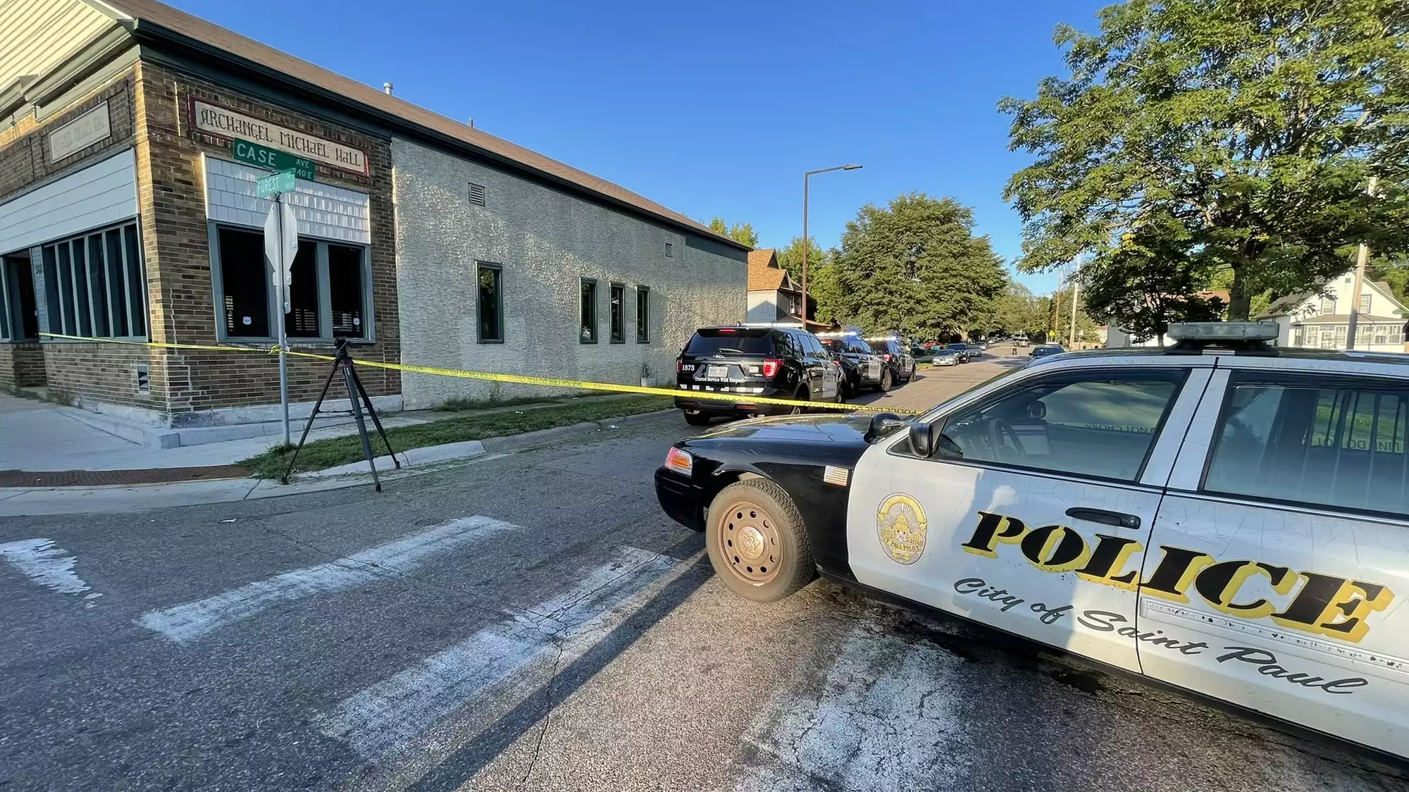 Man acquitted of killing 3 people, wounding 2 others in case that ...