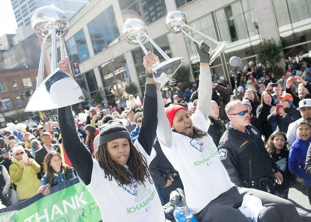 Photos: Lynx celebrate 3rd WNBA title, aiming for more | MPR News