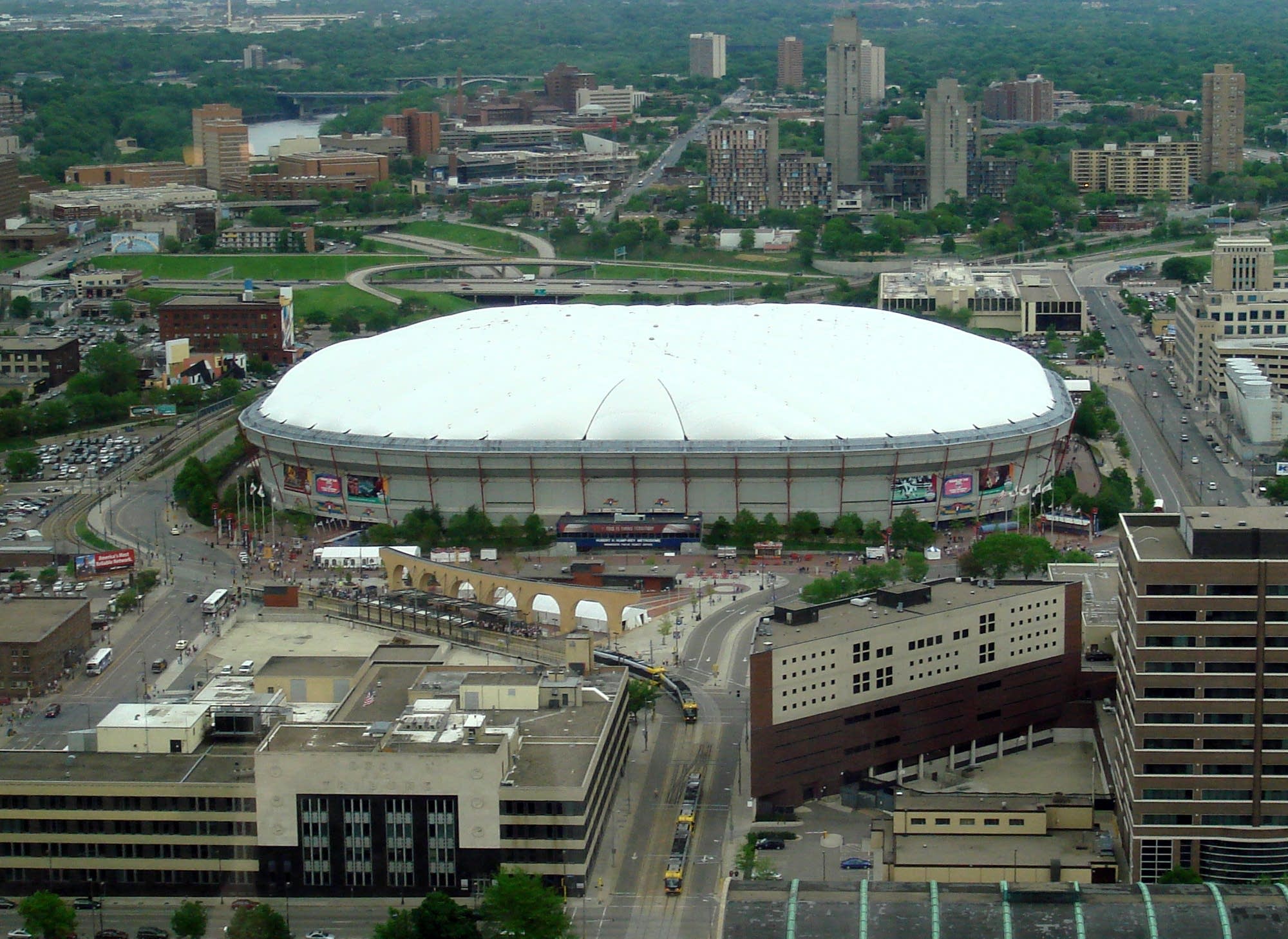 The Sporting Life with Michael Rand: Goodbye Metrodome