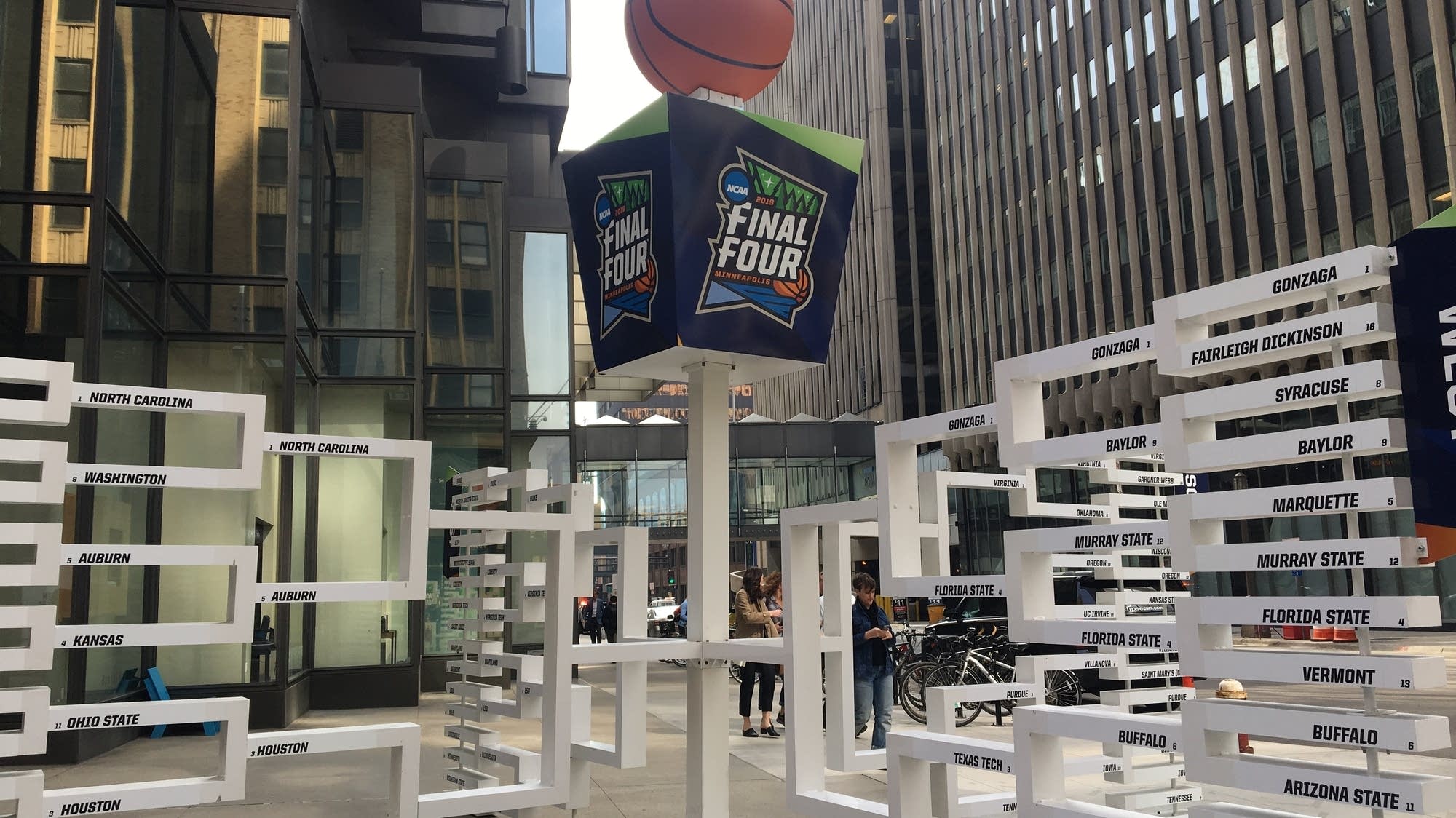 Minneapolis gets ready to go courtside at Final Four | MPR News