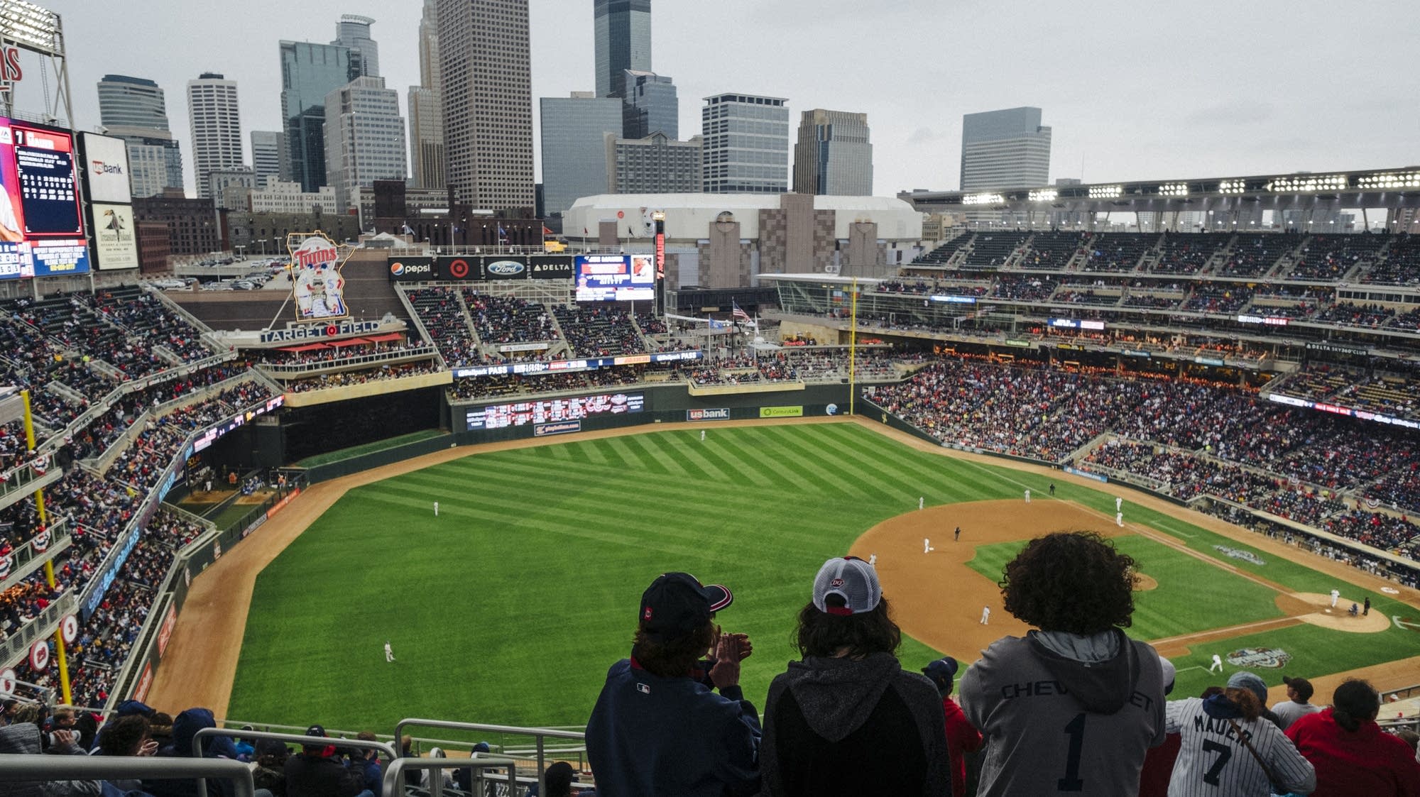 Target Field changes public suite policy | MPR News